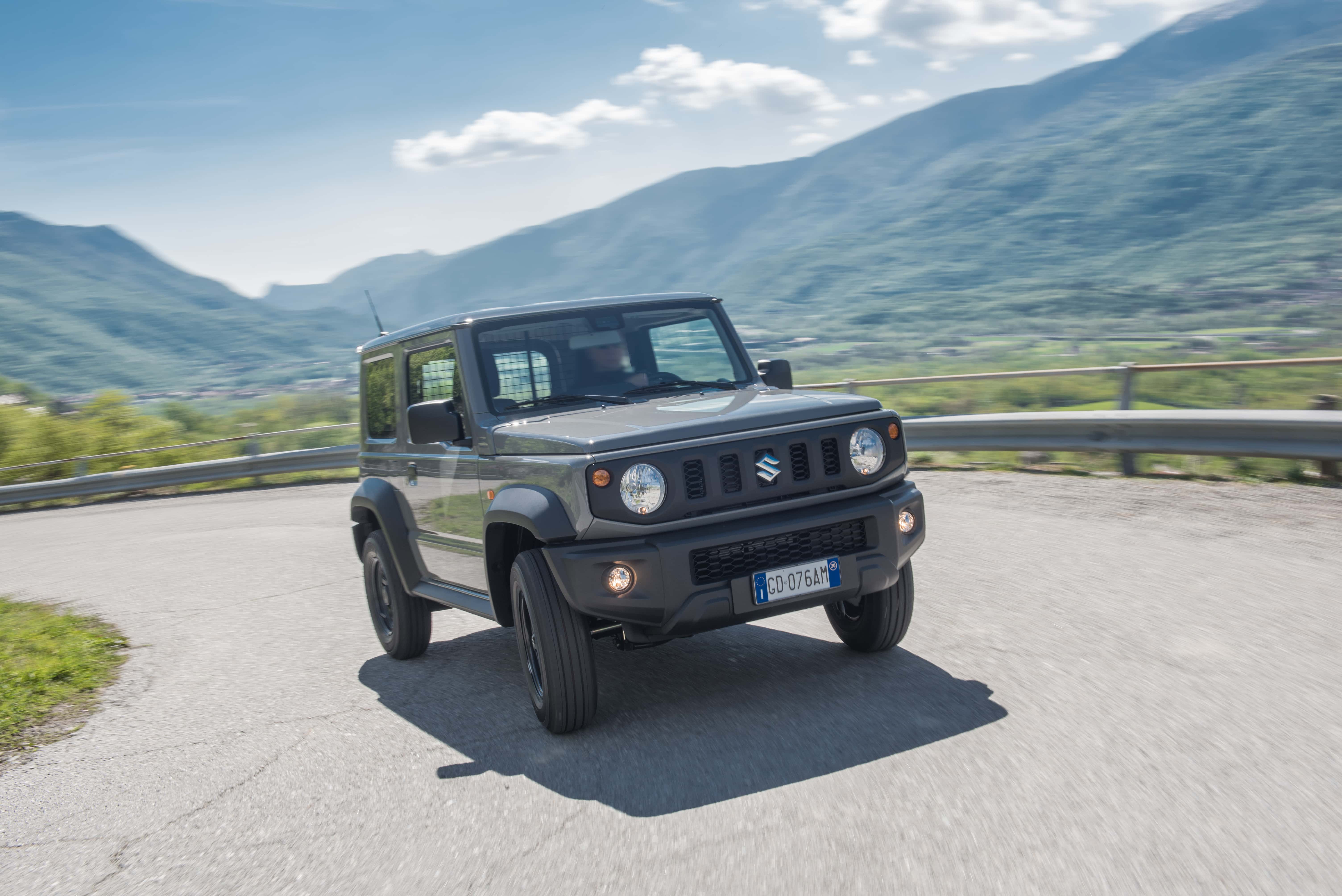 Suzuki Jimny Pro: torna il 4x4 unico ed inimitabile - Il Club dei Motori